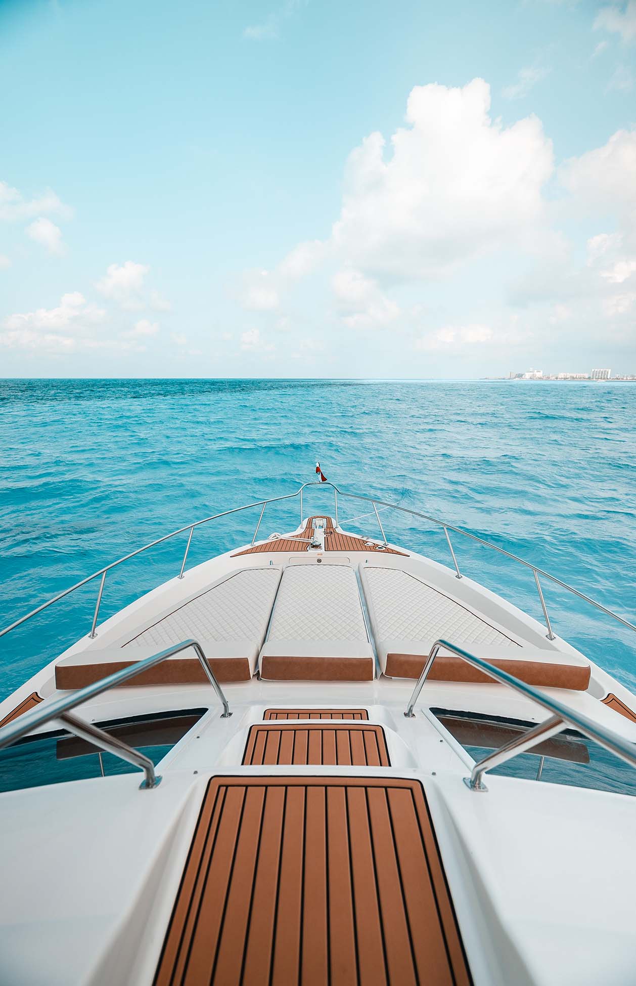 50 ft. Sea Ray Flybridge | Mr Yacht