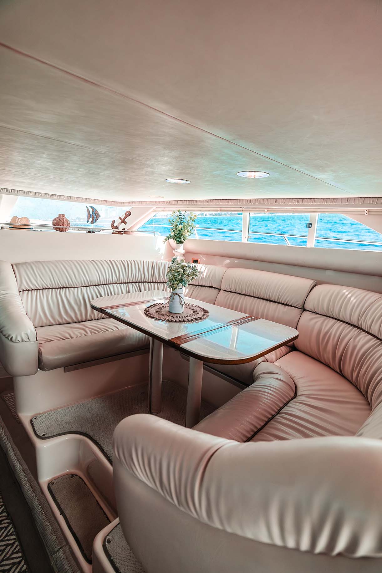 50 ft. Sea Ray Flybridge | Mr Yacht