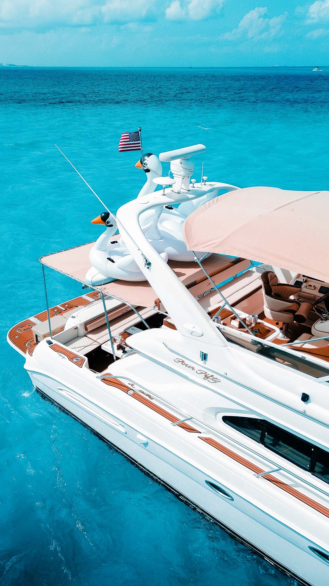 50 ft. Sea Ray Flybridge | Mr Yacht